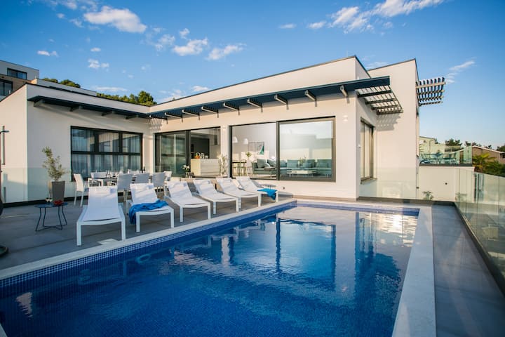 "Villa Olive" Nearby Trogir - Crovillas - Okrug Gornji