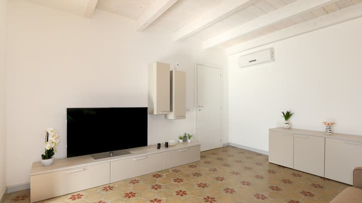 Xenia Boutique House 5 - Authentic Apartment - Cabras