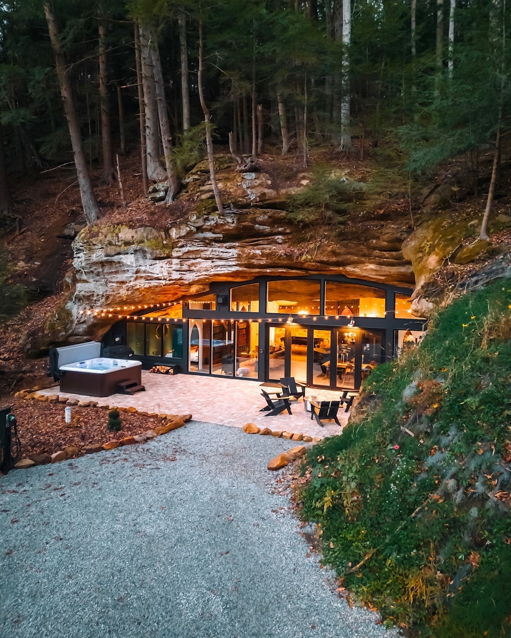 Dunlap Hollow Cave - Caves for Rent in Rockbridge, Ohio, United States ...