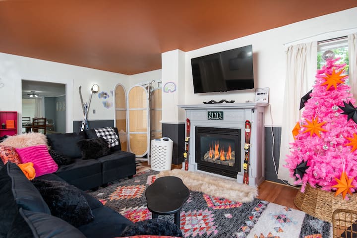 Mountain Stay | Skiing | Hiking | Sleeps 8 - Woodstock, VT