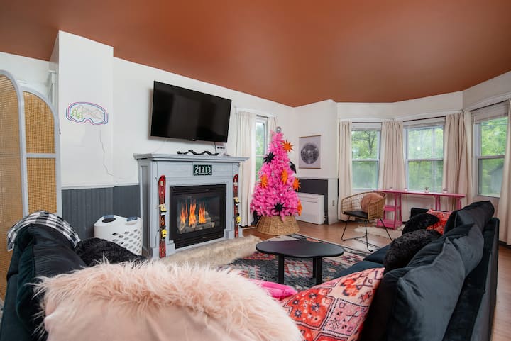 The Bridgewater House | Game Room | Hiking | Golf - Woodstock, VT
