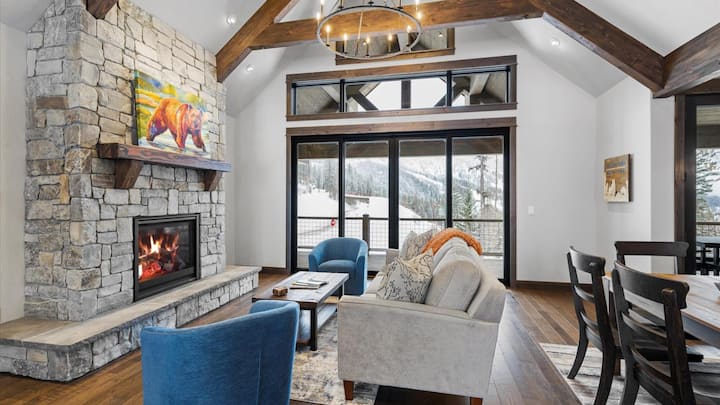 The Sunrise Ridge Chalet - Whitefish, MT