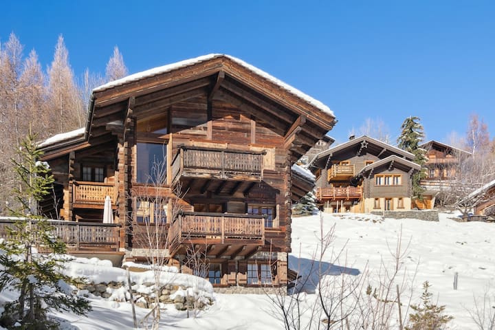 Sublime Chalet De 5 Chambres Avec Jacuzzi Grimen - Grimentz