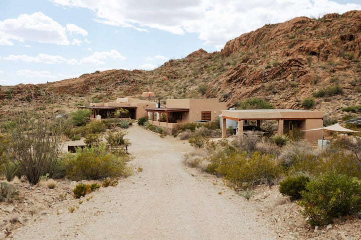 Boulder Ridge Ranch: Luxury lodging for up to six - Houses for Rent in ...