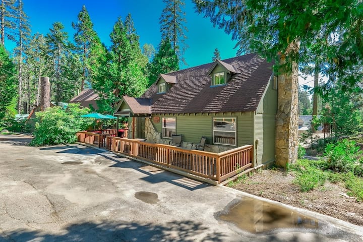 Buckeye Bear's Den-ac*-walking Distance To Town - Shaver Lake, CA