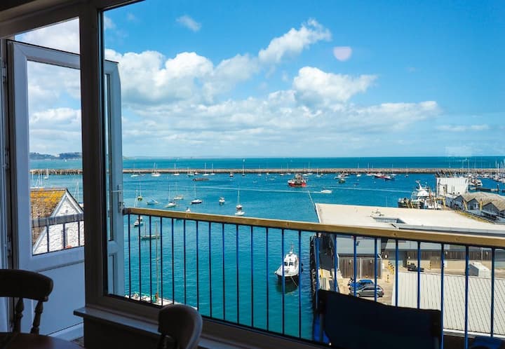 8 Dolphin Court - New Listing - Brixham