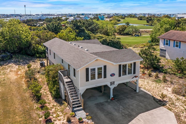 Sound Chief: Hot Tub, Golf Views, Pool Access - Nags Head, NC