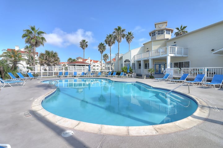 Salty Moose | 2bd Close To Whitecap Beach | Pool - 科珀斯克里斯蒂