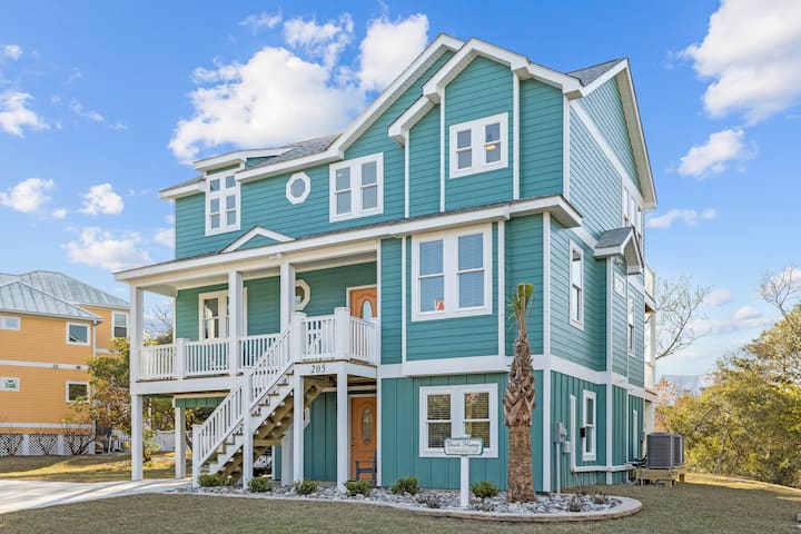 Beach Happy | Remarkable Beach Home, Private - Emerald Isle, NC