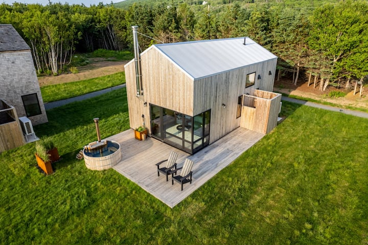 Spruce - Luxury 1br Cottage Stunning Views Hot Tub - Cape Breton Island