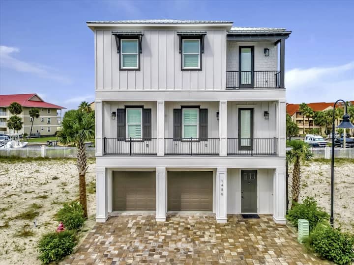 Casamigos - Pensacola Beach, FL