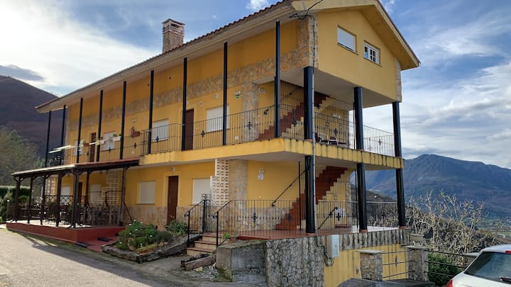 Apartamento De 2 Habitaciones Para 4 Personas - Proaza