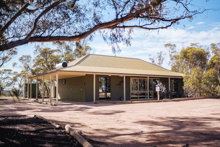 Pets Welcomed - Red Gum Cottage - Renmark