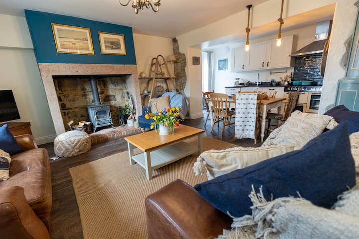 Rose Cottage By Coast & Country Stays - Craster
