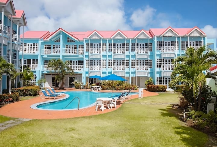 3 Homely Units W/ Ocean View & Free Parking, Pool! - Santa Lucía