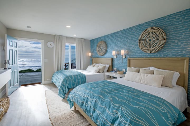 Family Suite | Jacuzzi | Double Queen | Rm 6 - Shelter Cove, CA