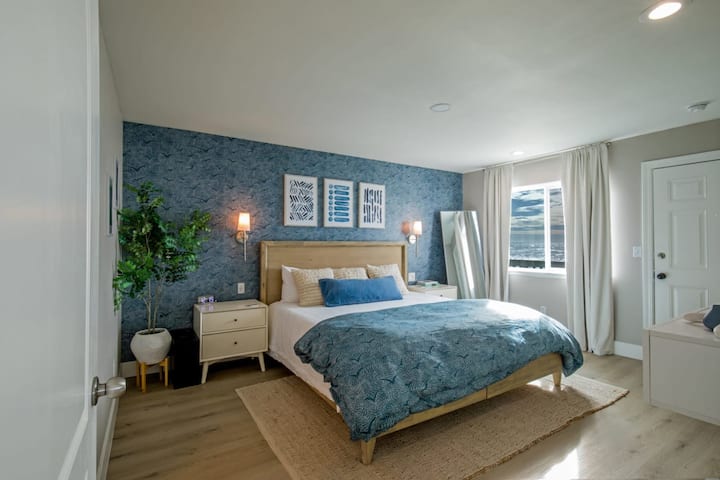 Deluxe Suite | Full Kitchen | Jacuzzi | Rm 8 - Sinkyone Wilderness State Park, Whitethorn