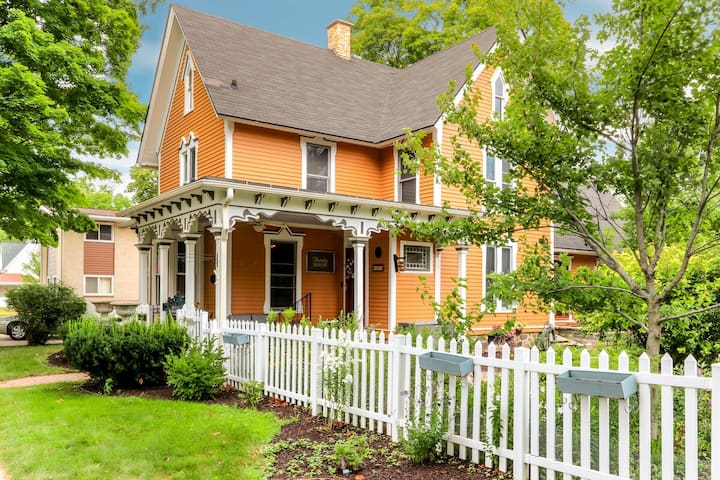 Sheldon House |Historic Lg Home |Walkable |Parking - Lake Geneva, WI