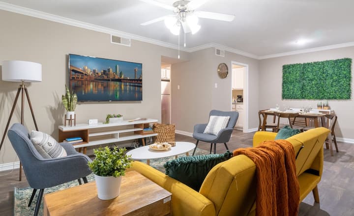 Urban Bohemian Hideaway Centrally Located - 