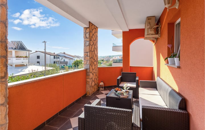 Nice Apartment In Krk With Wifi - Krk