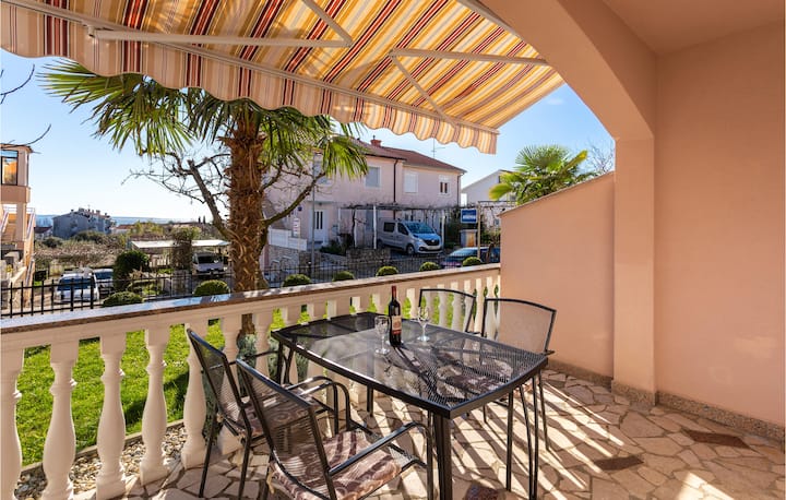 Cozy Apartment In Krk With Wifi - Krk