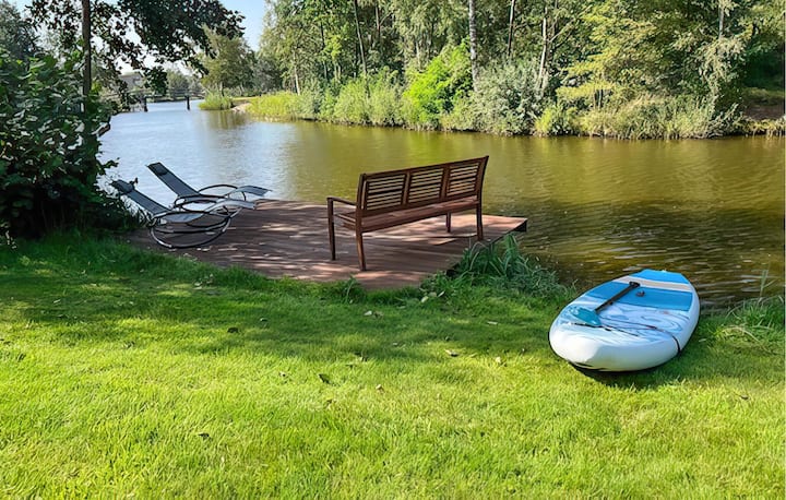 Amazing Home In Vlagtwedde With Jacuzzi - Stadskanaal