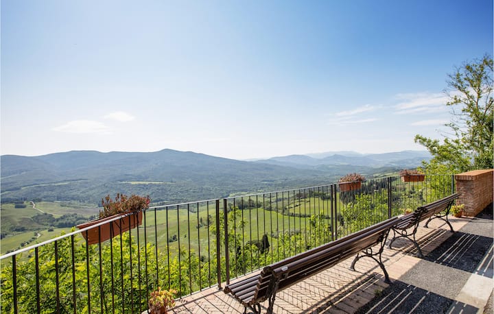 Amazing Home In Mazzolla With Wifi - Volterra