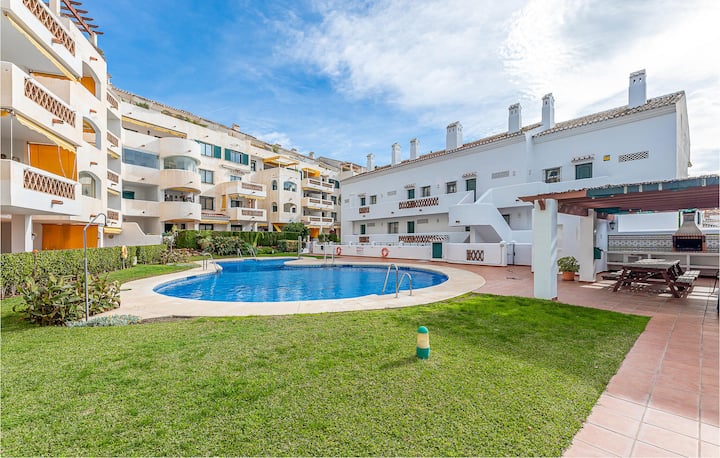 1 Bedroom Nice Apartment In Benalmádena - Benalmádena