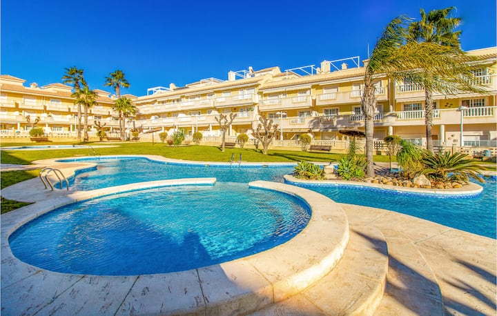 2 Bedroom Nice Apartment In Santa Pola - Isla de Tabarca