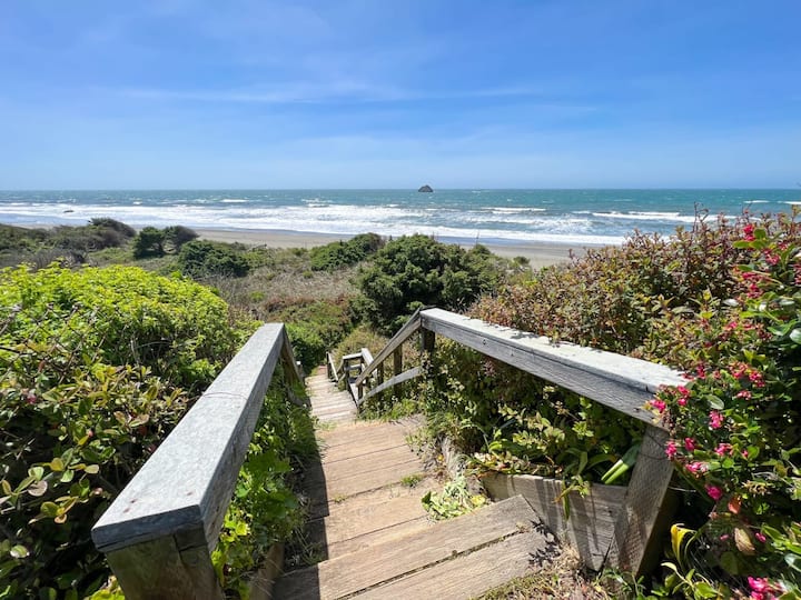 Sunset Shore Retreats Ocean Front "Cozy Seal Slum - Lucky 7 Casino & Hotel