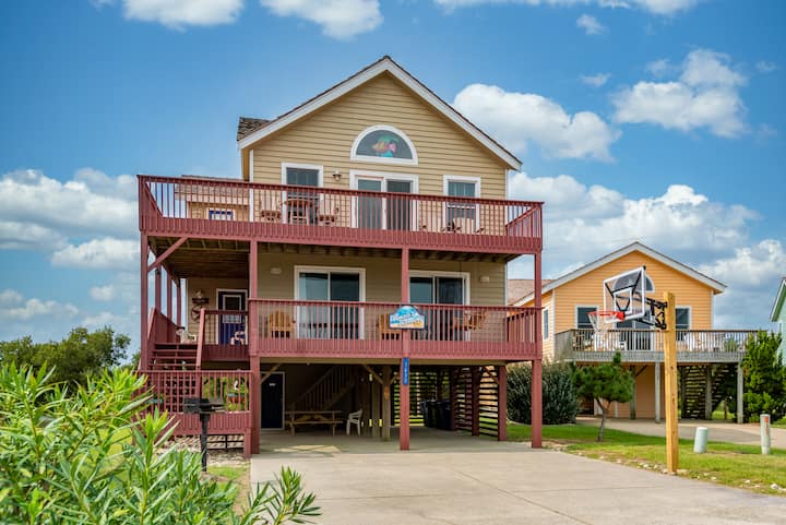 Honzie's Hideaway: Oceanside, Shared Pool, Pickleball - Nags Head, NC