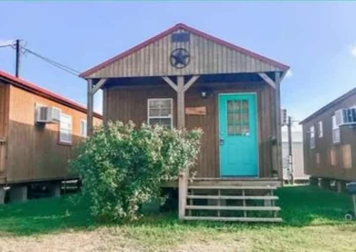 Quite Peaceful Cabin Resort - Matagorda, TX