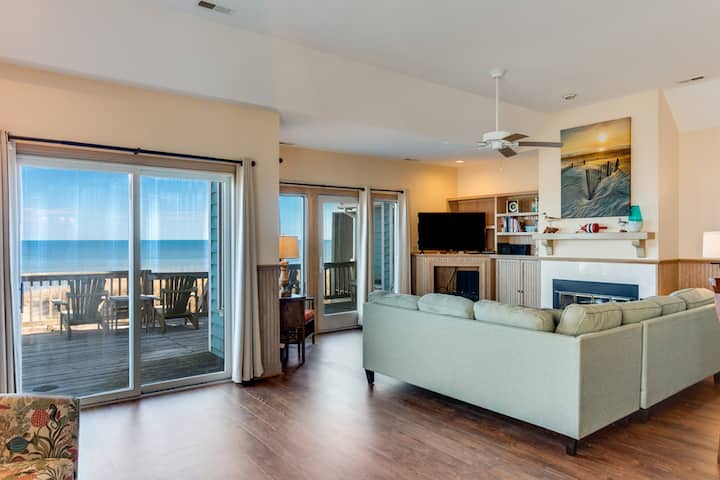 Beach Break: Oceanfront, Shared Pool, Great Views - Nags Head, NC