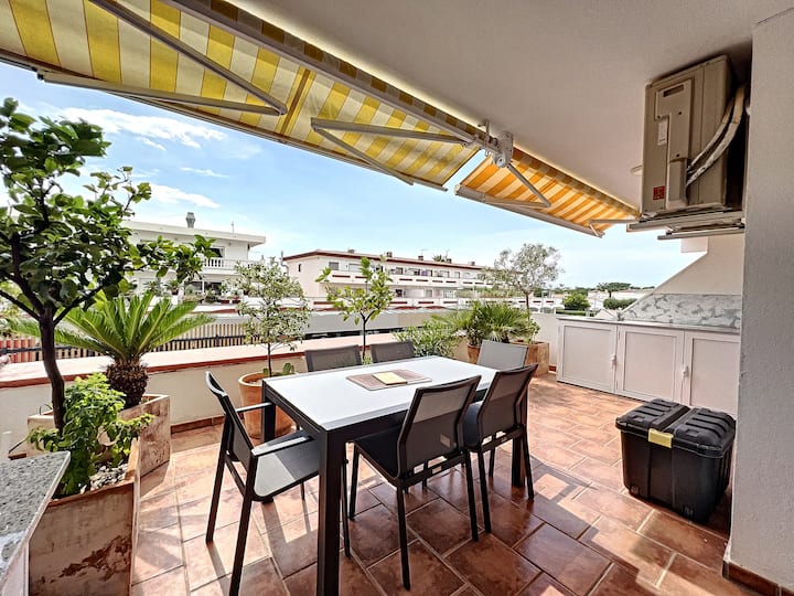 Oasis 9 Empuriabrava – Interimmo - Empuriabrava