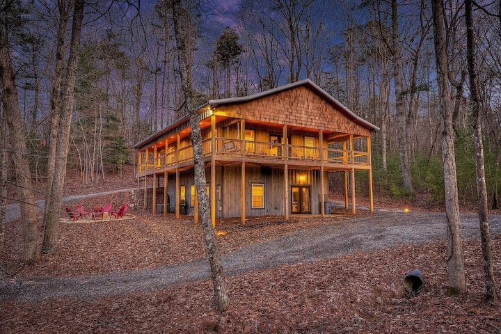 5-star Cabin W/hot Tub, Game Room, & Resort Perks! - Ellijay, GA