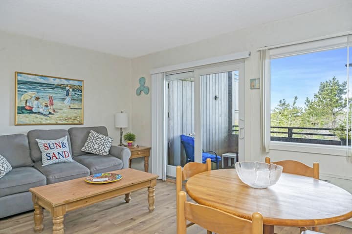 Unit 2012: 1-bedroom | 1st Floor-dune View | Court - Montauk, NY