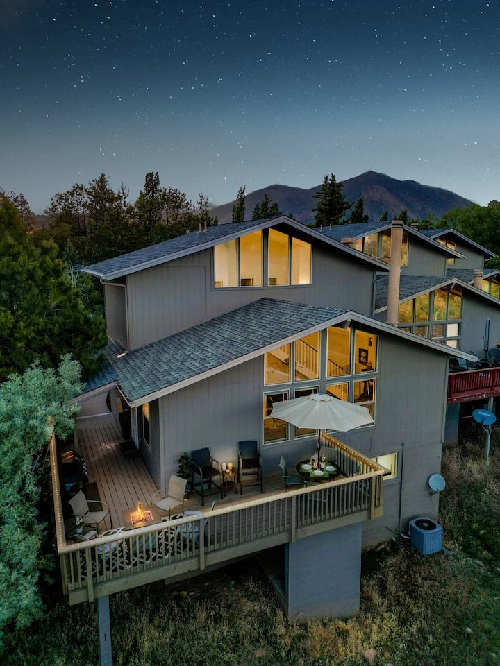 Country Club | Leaf Peeping | N. Pole Experience - Flagstaff, AZ