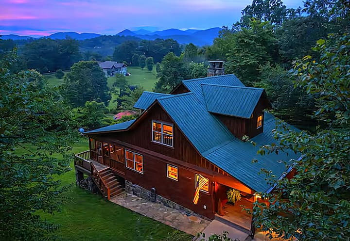25% Off Premium Mtn View Cabin • Hottub • Wcu 3mi - Sylva, NC