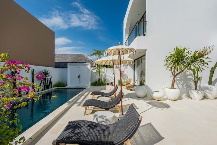 Canggu 3br: Deluxe Private Pool Villa @Villa Doma - Bali