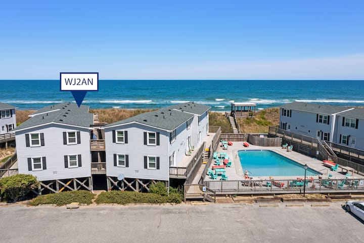 Windjammer: Oceanfront, Shared Pool, Beach Access - Nags Head, NC