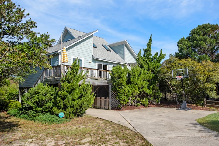 Aloha On The Atlantic: Hot Tub, 3min Walk To Beach - Duck, NC