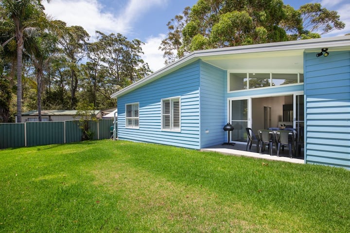 Sanctuary Blue - Pet Friendly - 5 Mins To Beach - Sussex Inlet