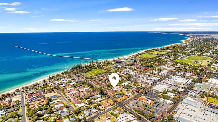 Sunny Busselton - Busselton