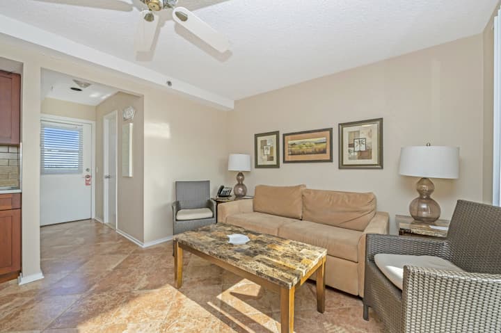 Unit 1712: 1-bedroom | 1st Floor-ocean Front | Oce - Montauk, NY