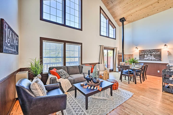 Inviting Julian Home W/ Scenic View & Hot Tub - Julián, CA