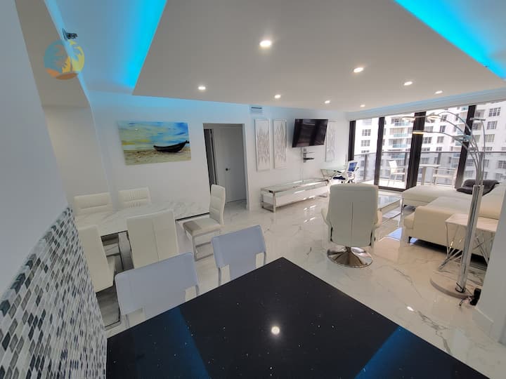 Brand New Luxury 3 Bedroom On The Beach - 11ae - South Beach, FL