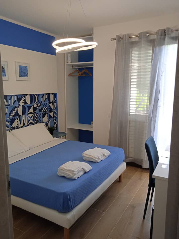 Côte De Sorrente - Salle Small Economy - Vico Equense
