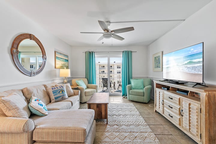 Updated Condo With Lovely Beach Views - New Smyrna Beach, FL