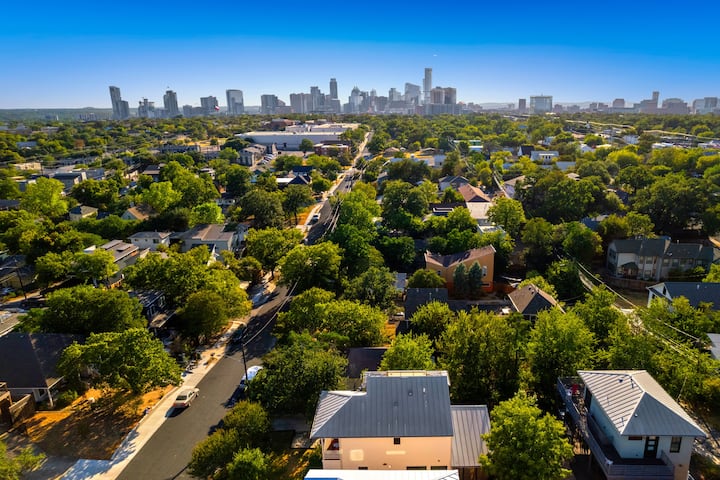 2br W/ Rooftop Deck, Near Dt, Sleeps 6! - North Lamar Boulevard – Austin