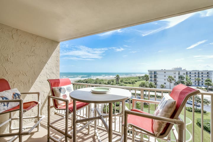 Shoreline View For Miles- Oceanfront Heated Pool - Cocoa, FL